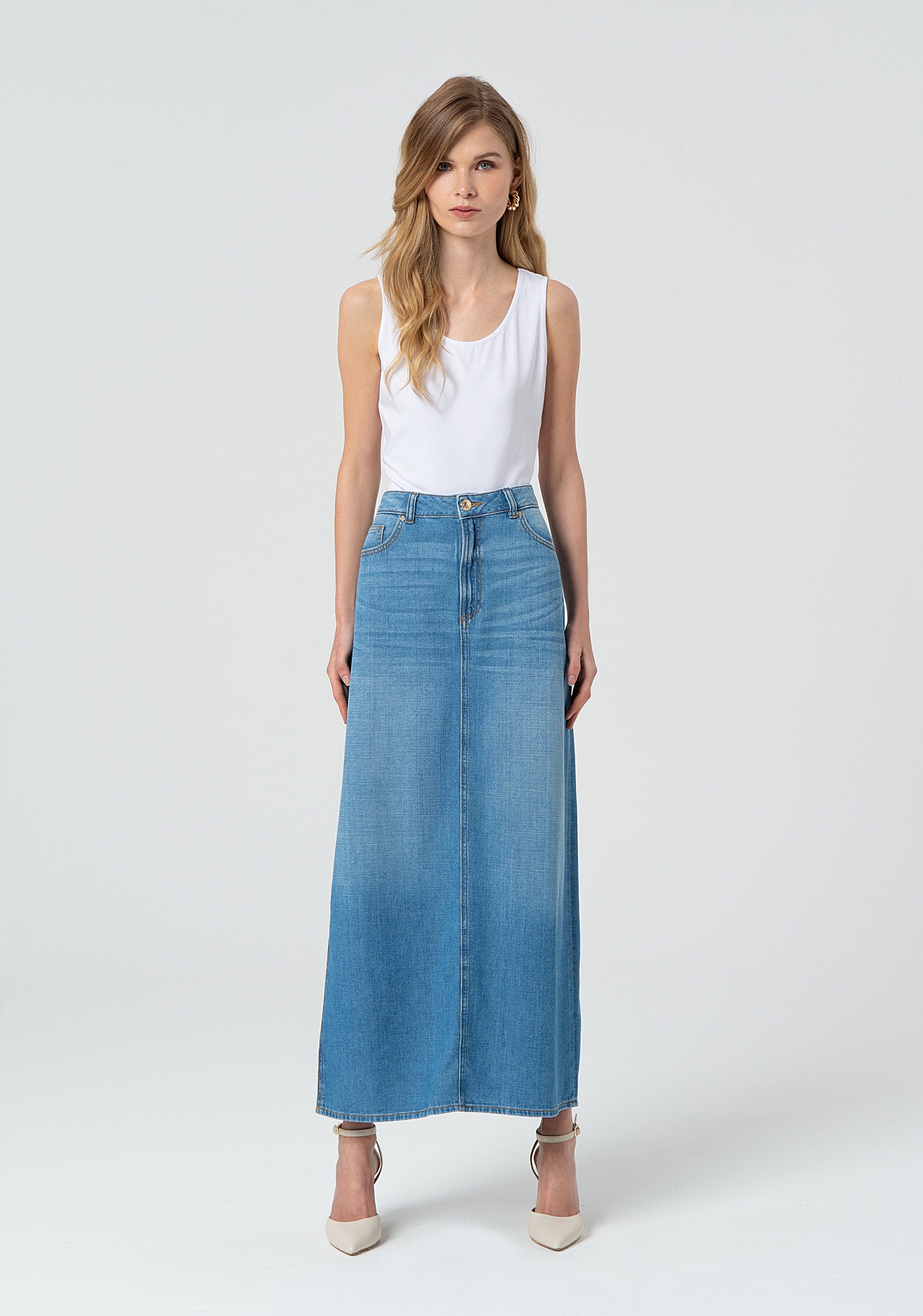 Long skirt regular fit made in denim with middle wash FP25SG5006D46202 ...