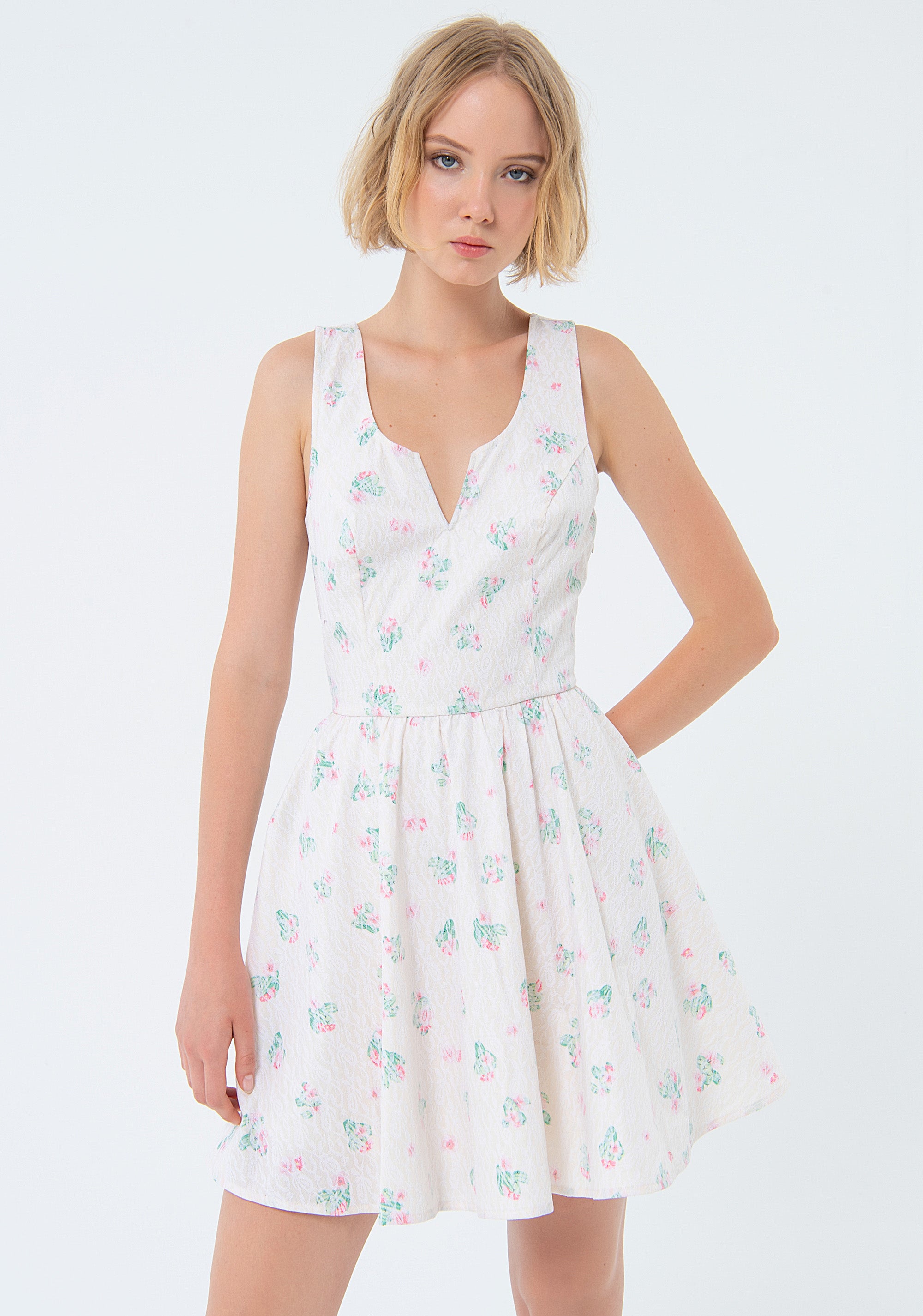 Mini dress regular fit with flowery pattern FS24SD1010W624R8 FRACOMINA – Fracomina Shop Online ...