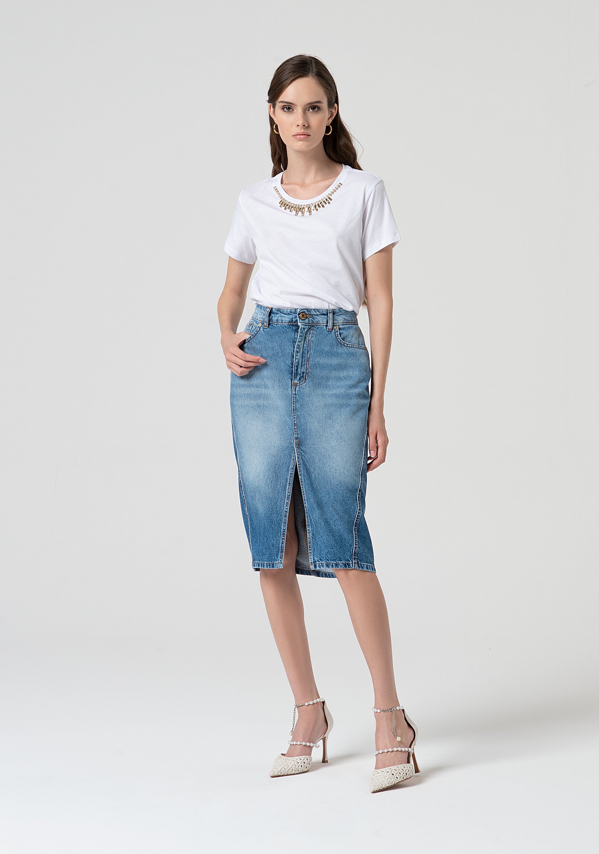 Skirt regular fit middle length made in denim with middle wash ...